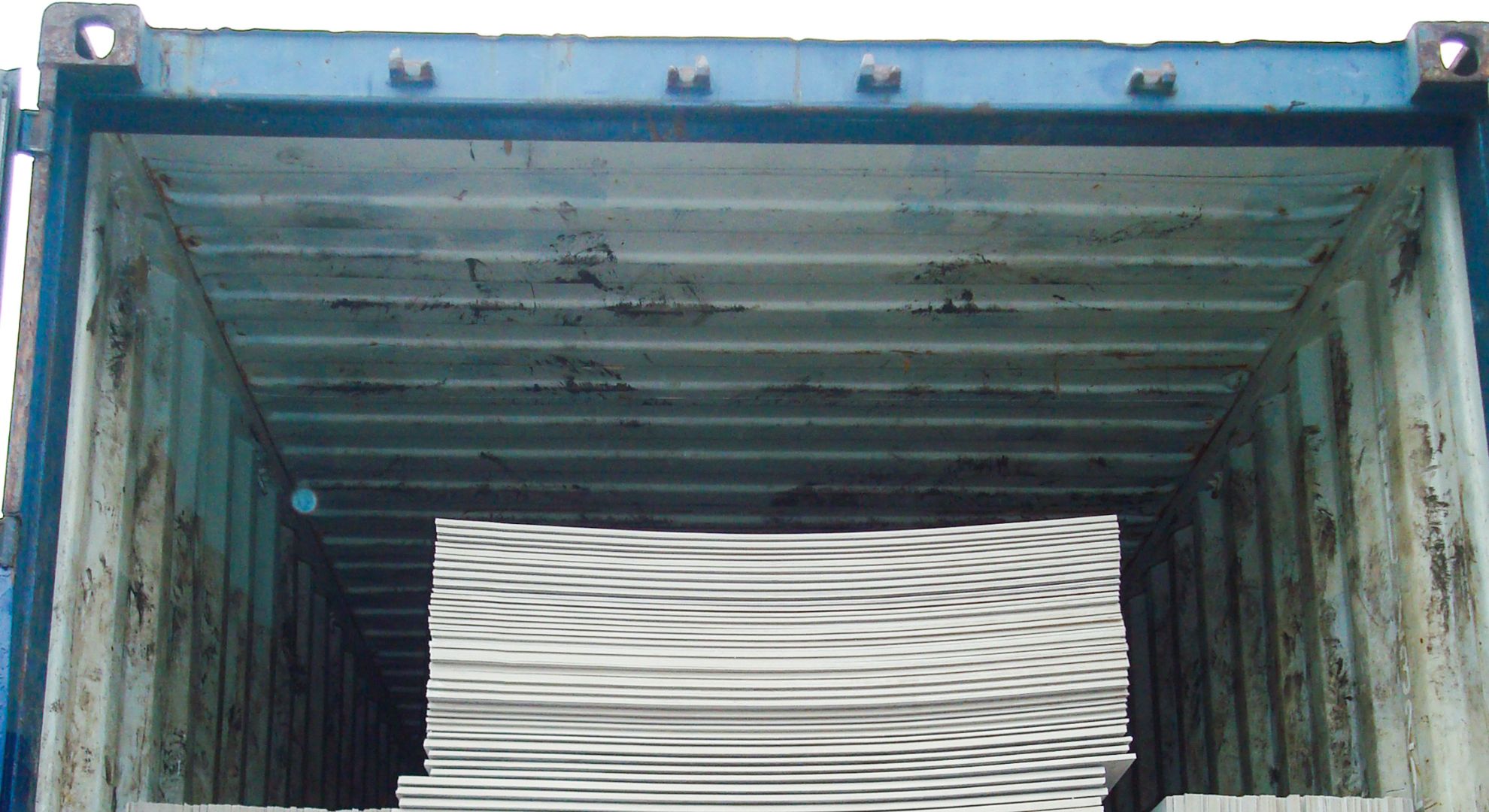 Tips for Securing Your Belongings in Container Rentals